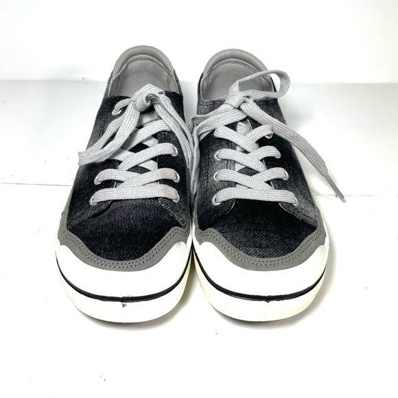 Keen | Shoes | Keen Elsa Iv Womens Sneakers Plaid Flannel Shoes Black ...